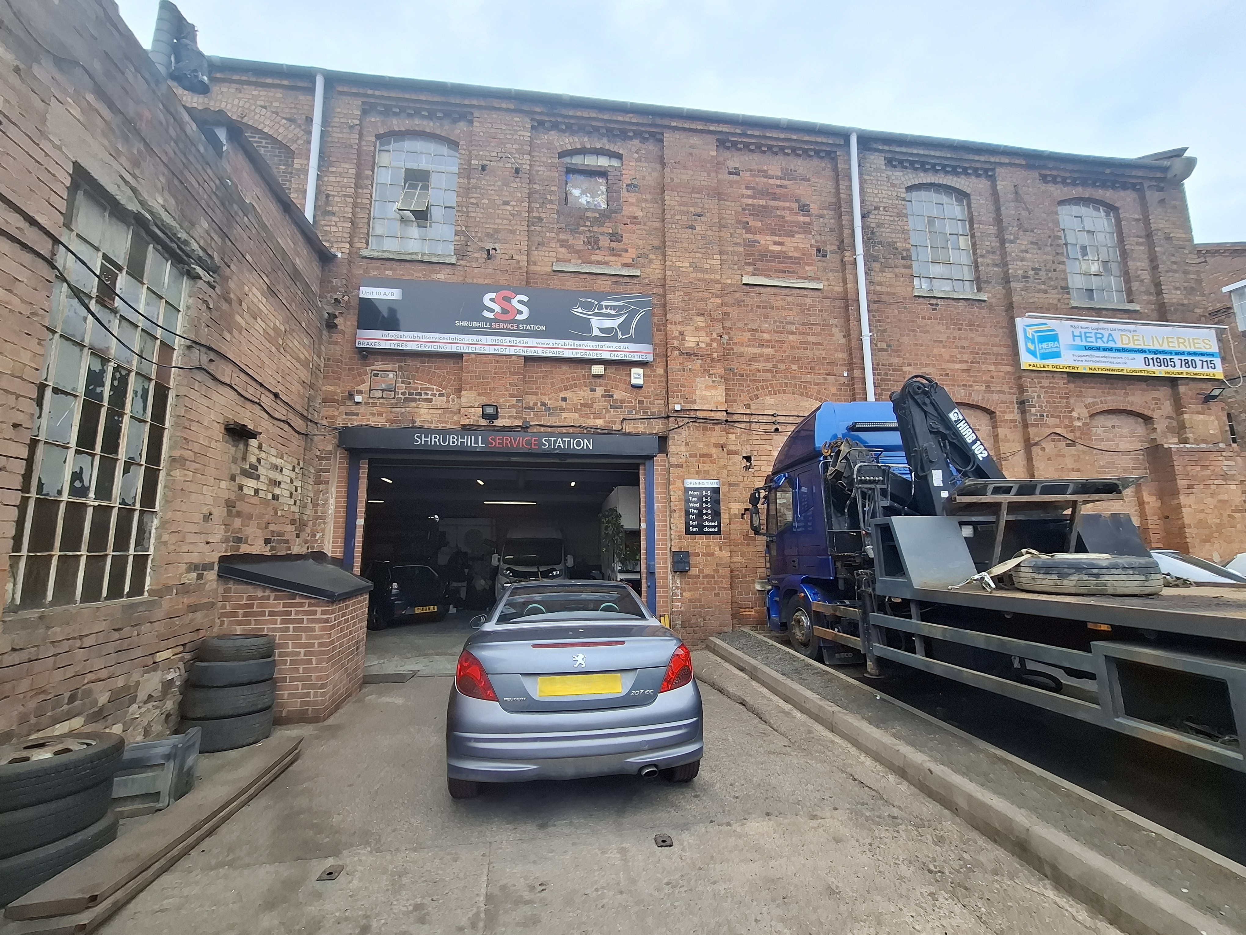 Industrial / Warehouse to rent in Unit 10AB, Shrub Hill Industrial ...