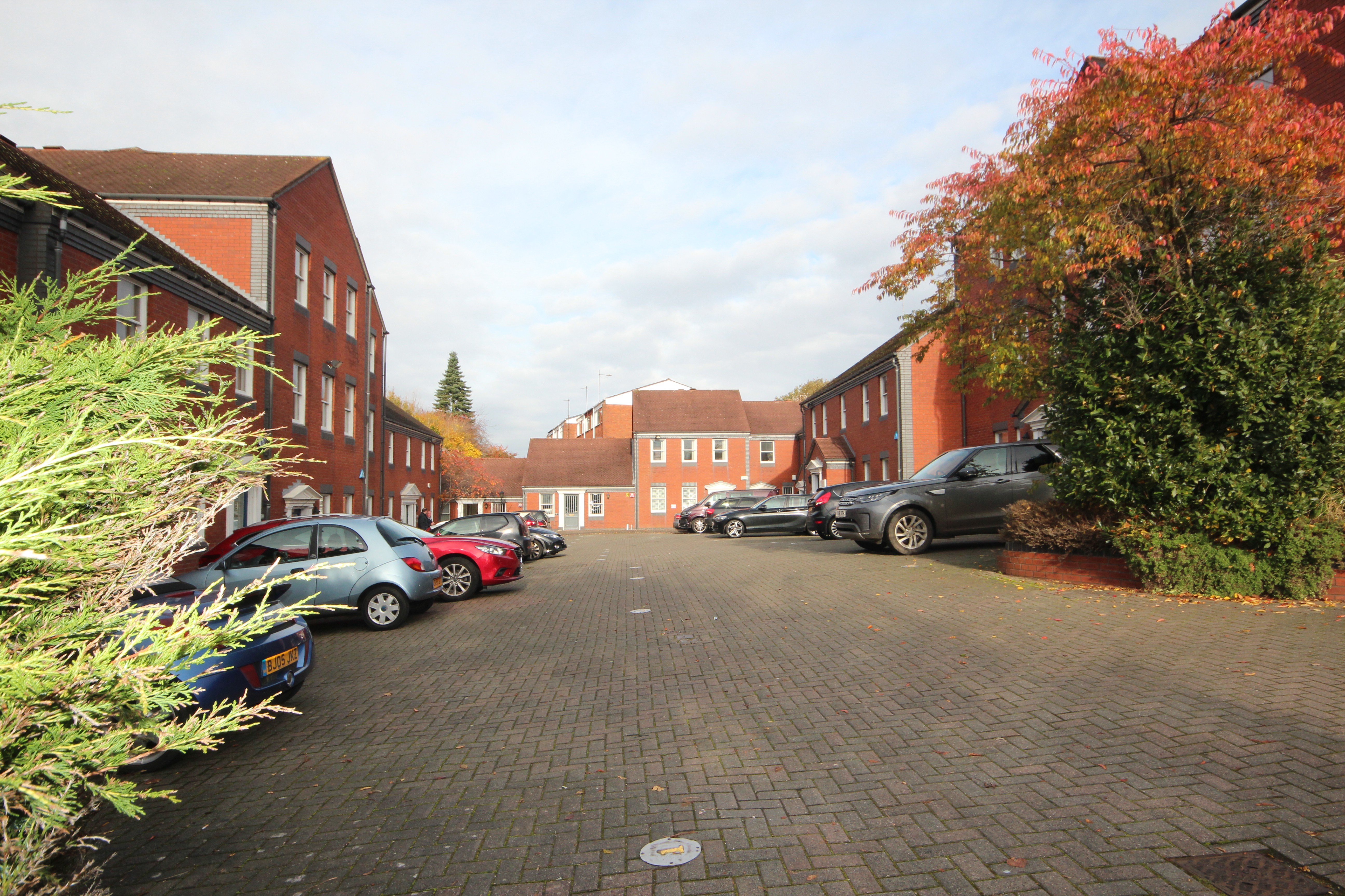 Office to rent in 4 Centre Court, Vine Lane, Halesowen, West Midlands ...