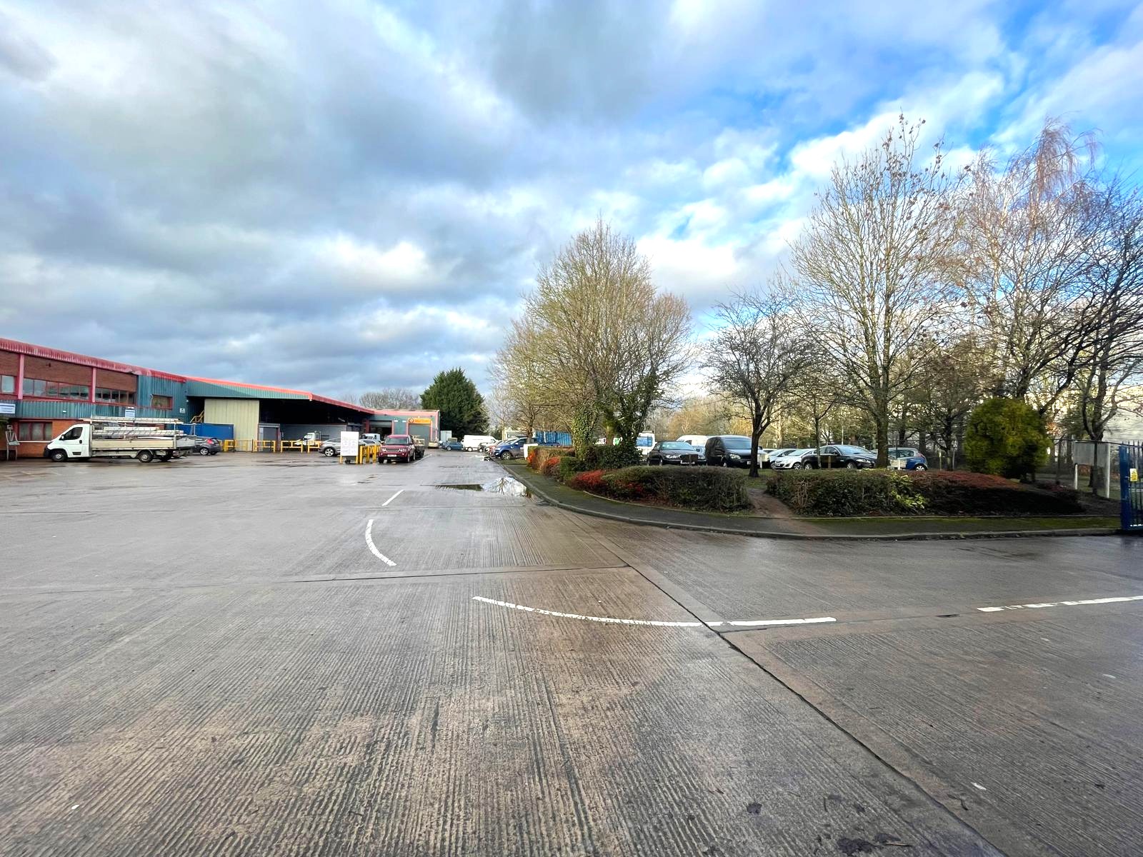 Industrial, Industrial / Warehouse for sale in The Steel Centre ...